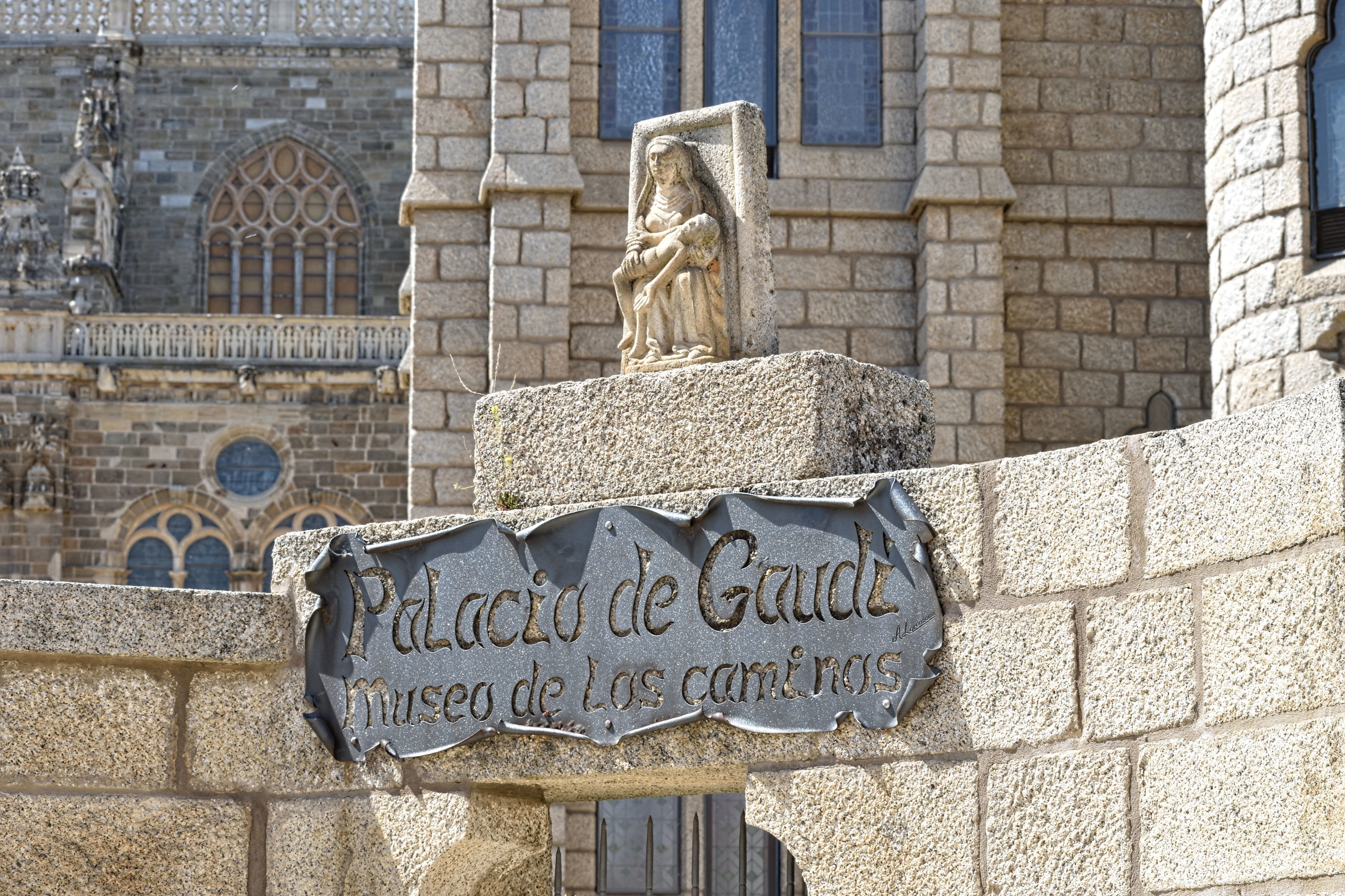 Palacio Episcopal de Astorga – Antonio Gaudi – Arquitectonico